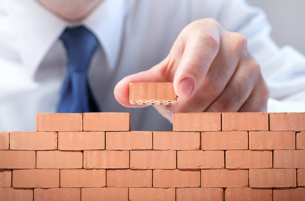 10 Questions To Ask Yourself Before You Build Your Own Business | Opstart